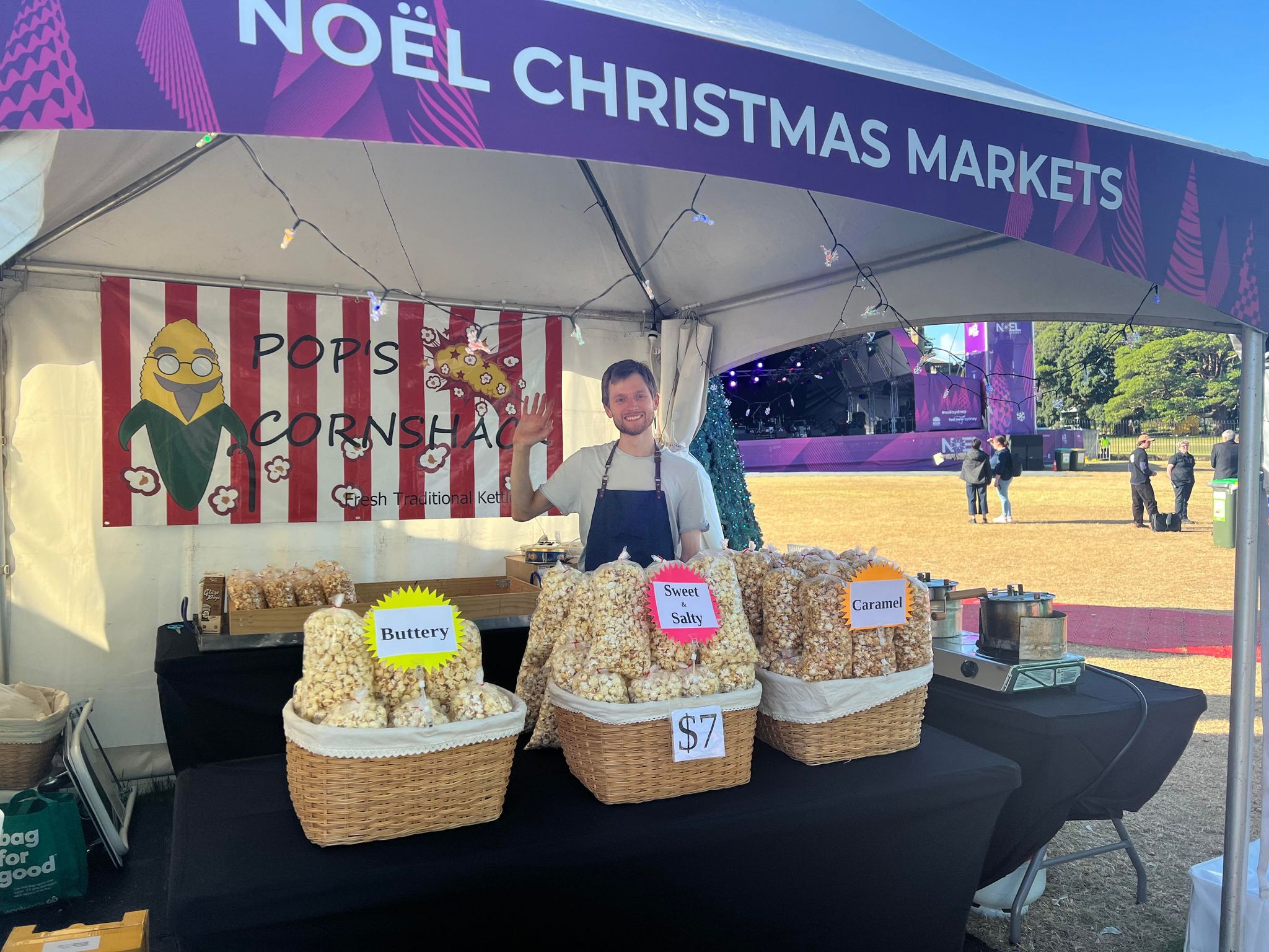 Christmas at the Cathedral – Stalls